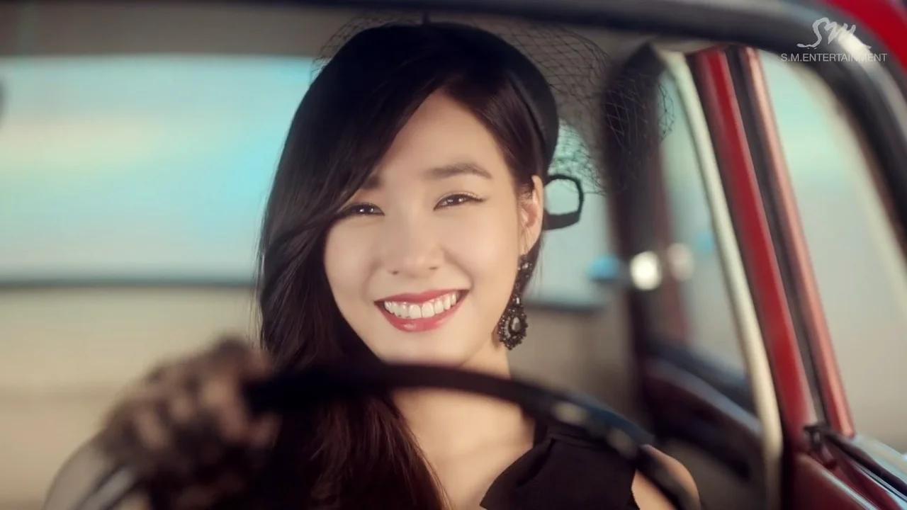 Girls' Generation 소녀시대 'Lion Heart' (AsianMusic)