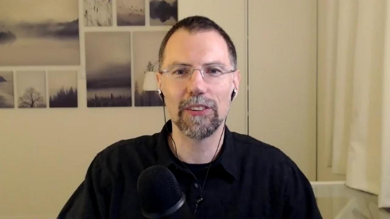 Julius Ruechel and The Resistence is calling silent good people