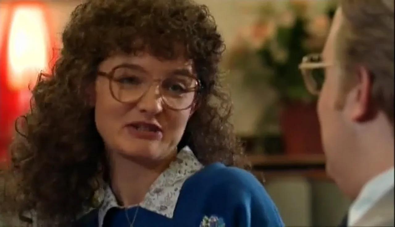 Phoenix Nights - Singles Night (S1 E4)