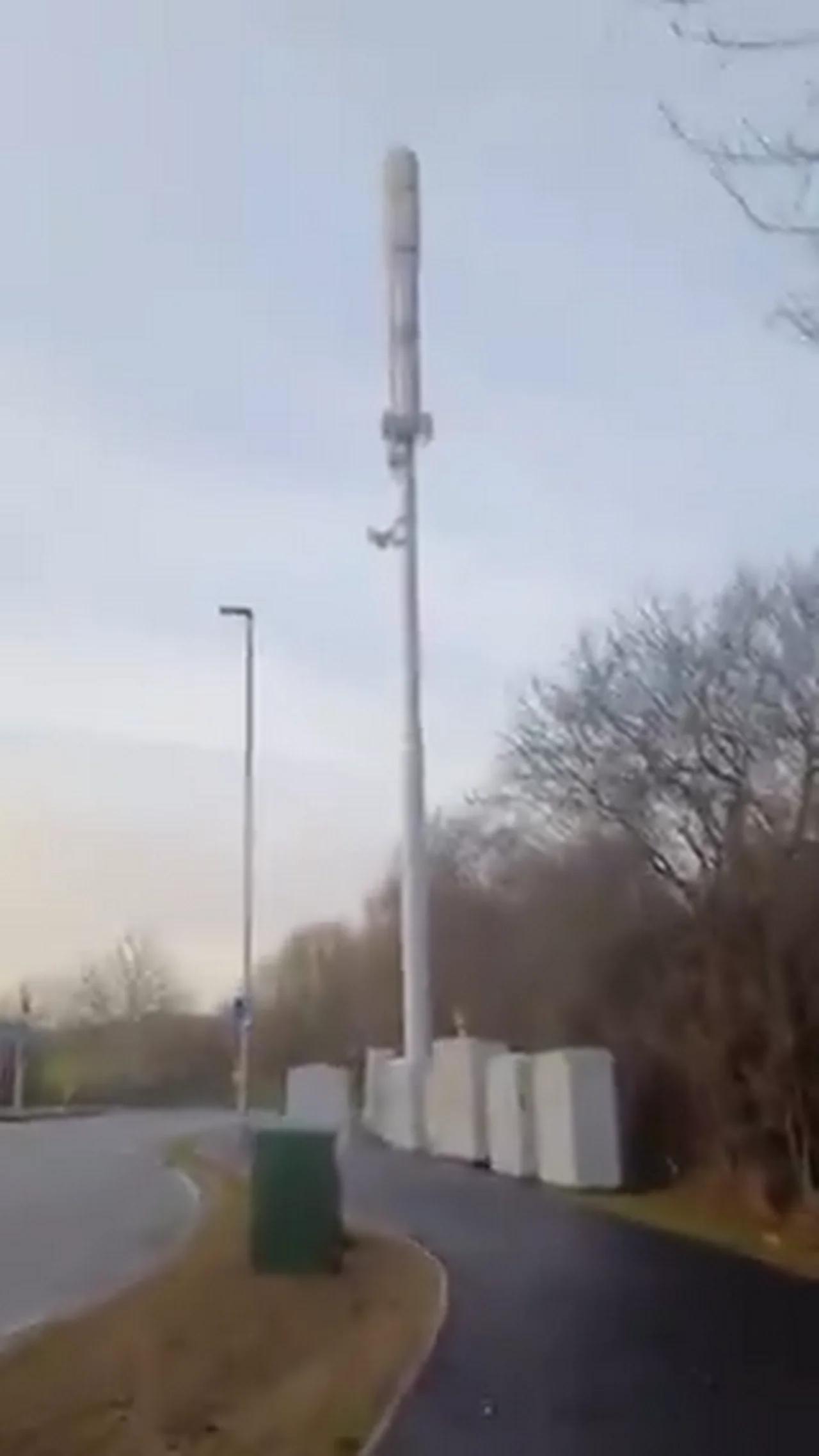 5G Masts appearing in the UK