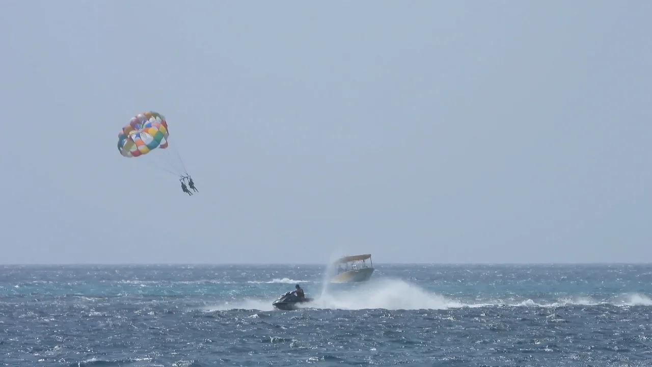 Zooming On Parachute Sailing Aruba (Nikon P1000)