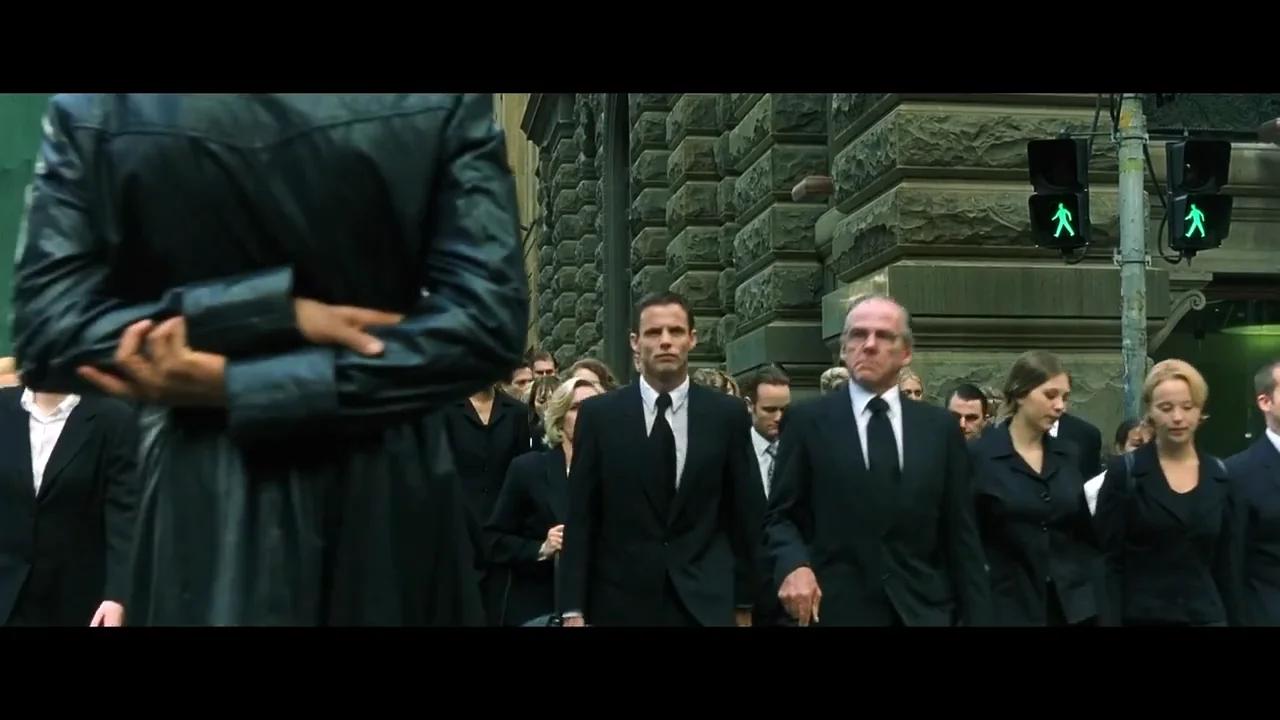Escena de Matrix de como funciona El Sistema
