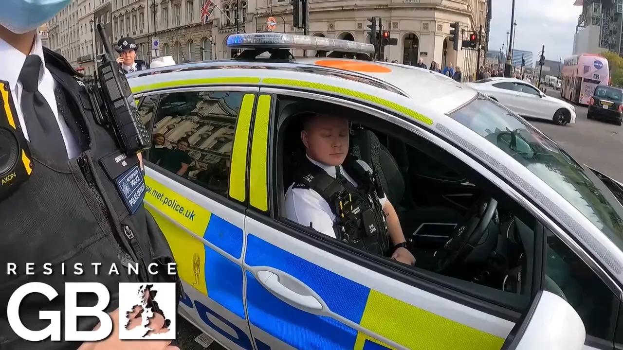 Police Steal & "Bin" Anti-Segregation Banners