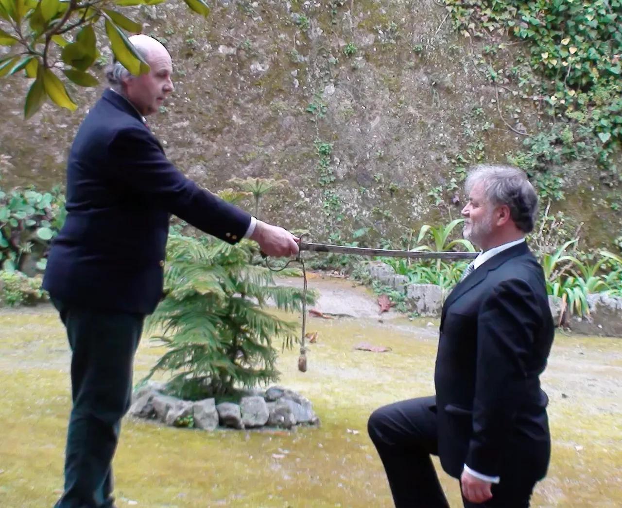 Introducing Gregory Hallett , the true King of England. - Part 1 /4