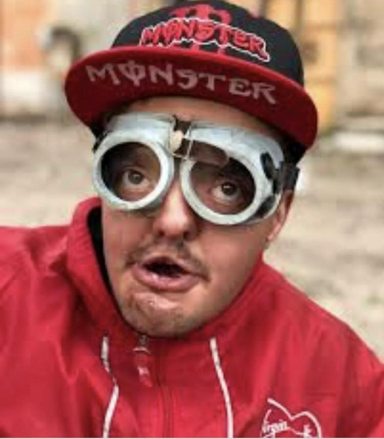 Archive Everything with WhiteMonsterSlav