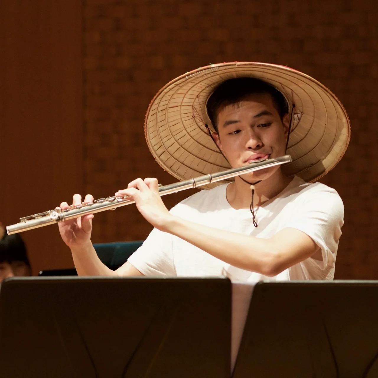 Chang-Yu Plays the Flute