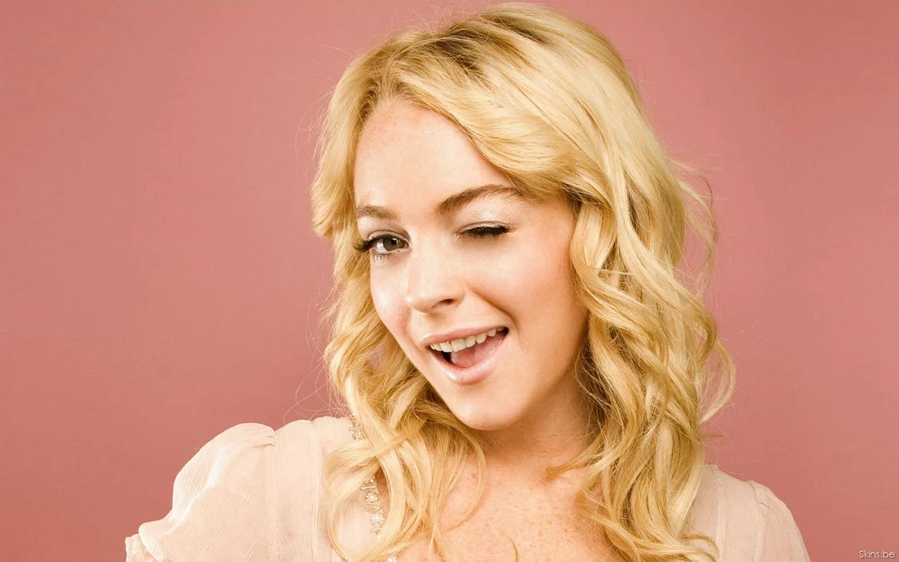 Lindsay Lohan Transvestigation