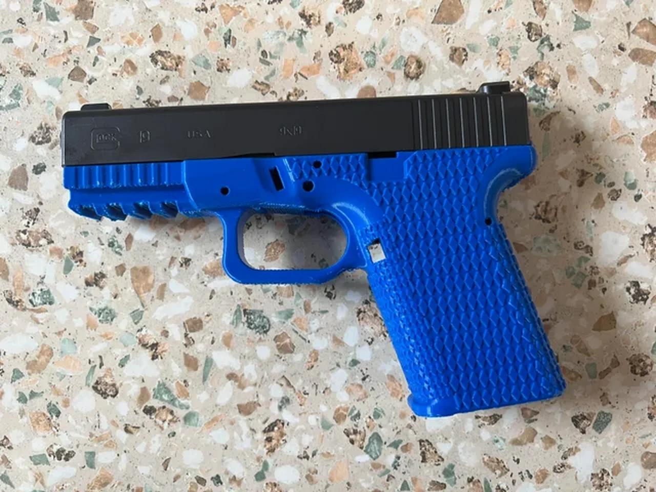 Polymer80 G19 Diamond Embossed