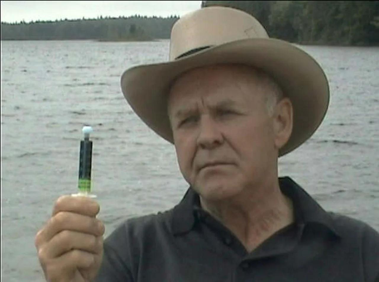 Run From The Cure - The Rick Simpson Story