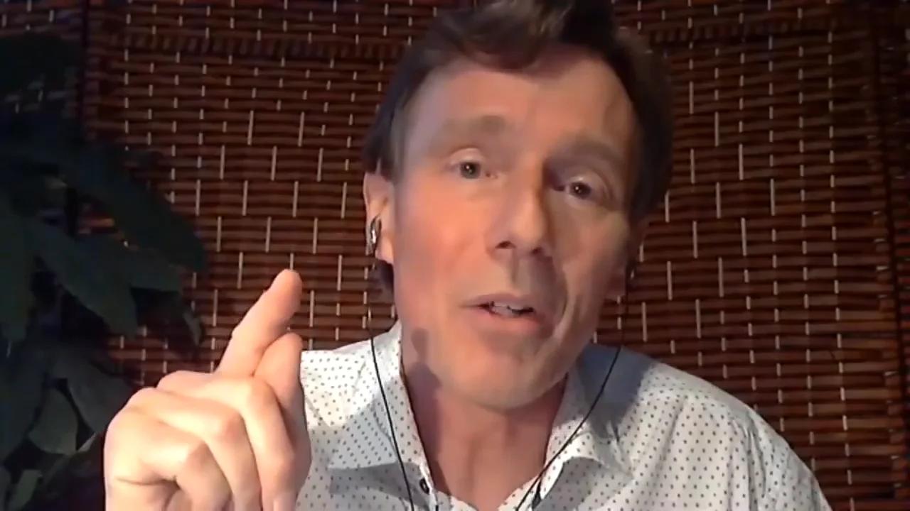 📼 RONALD BERNARD: THE OTHER INTERVIEW