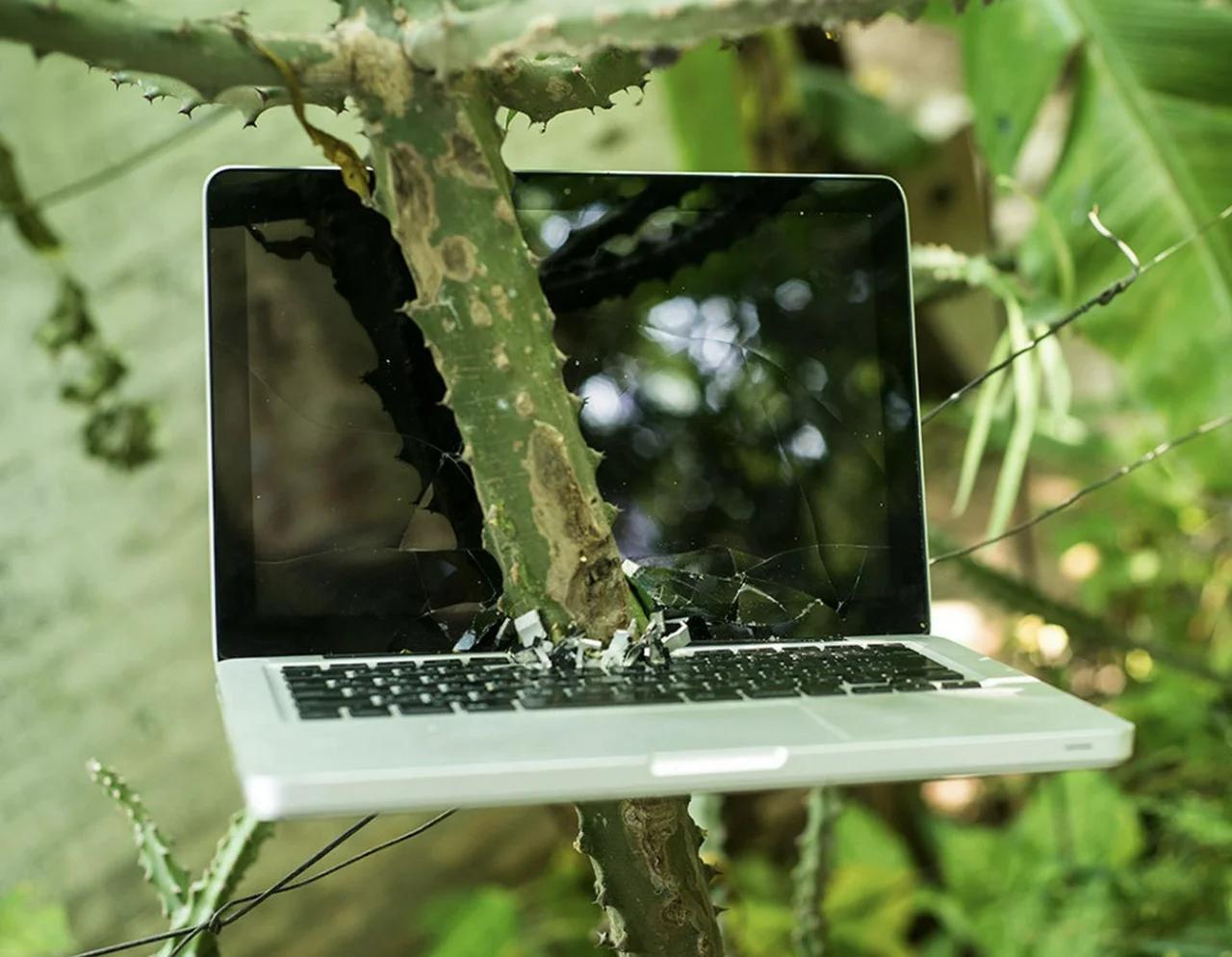 The MacBook Pro Destruction's Channel
