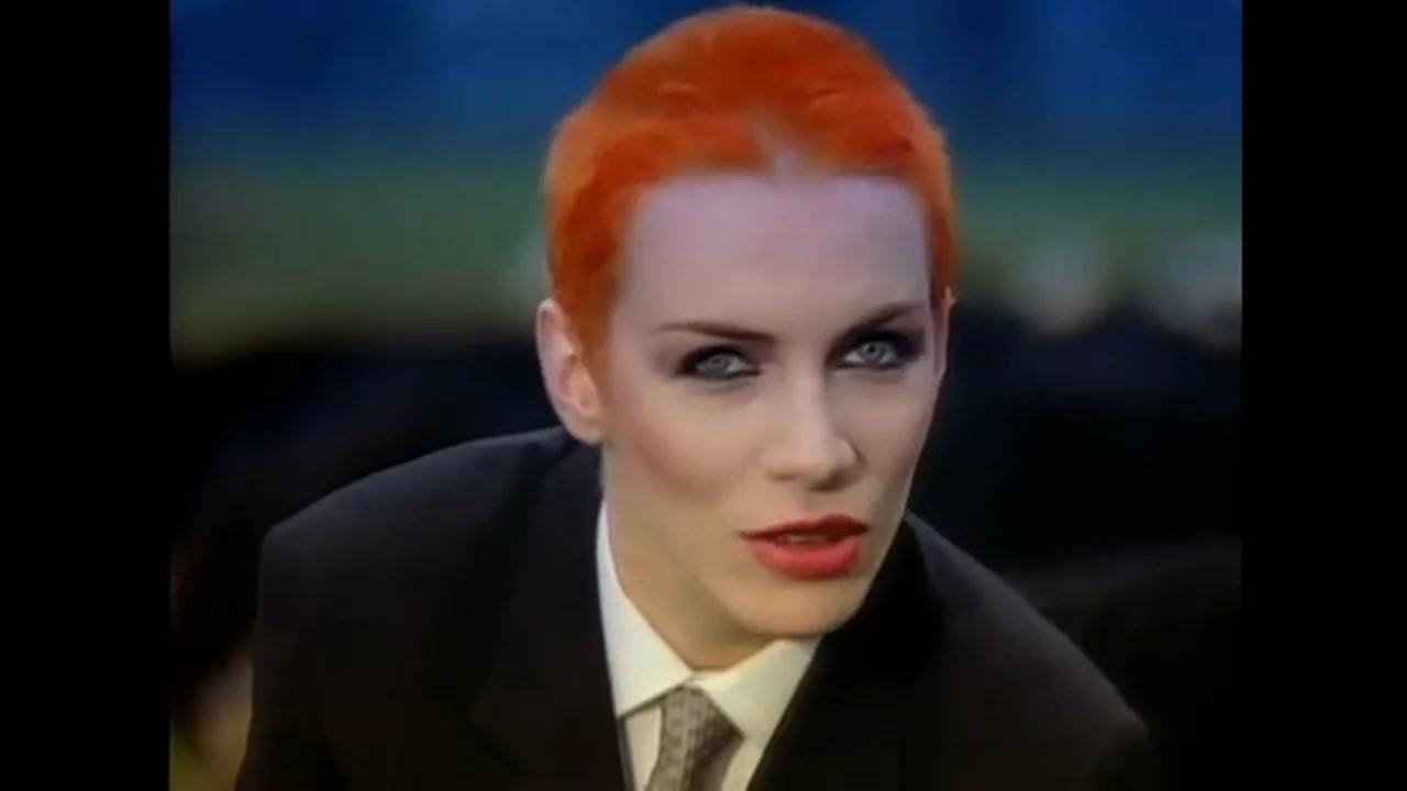 Eurythmics, Annie Lennox, Dave Stewart - Sweet Dreams (1983)