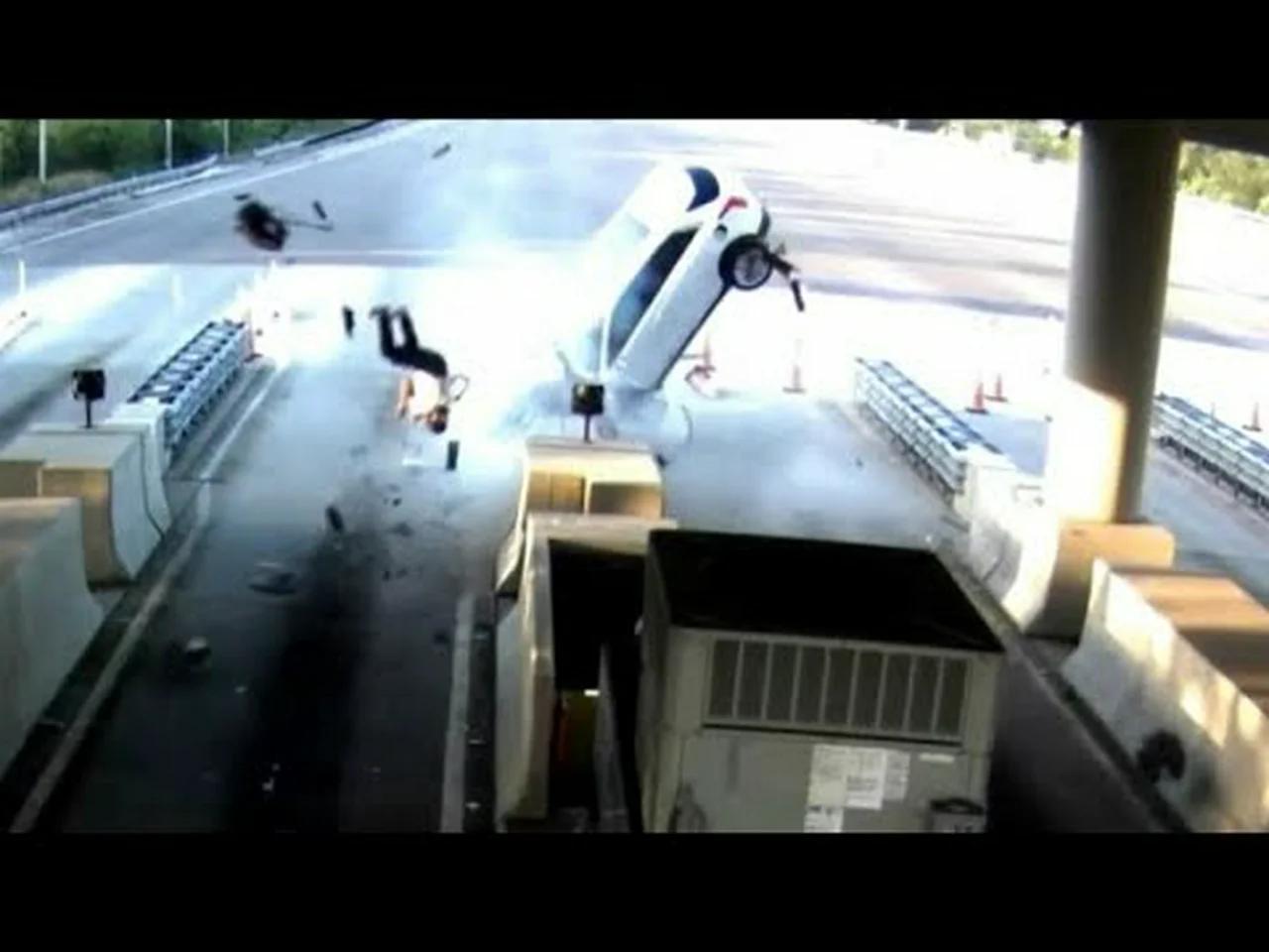 Ultimate car crash compilation | Horrible driving fails and worst ...