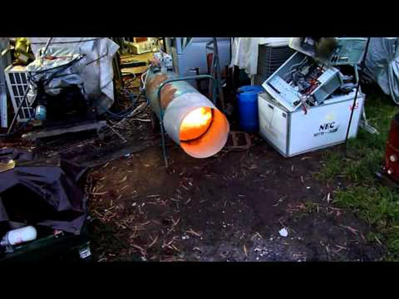 Aussie50 - 20111029 - Industrial Gas Jet Heater First Fire - JAbeMZMjonE