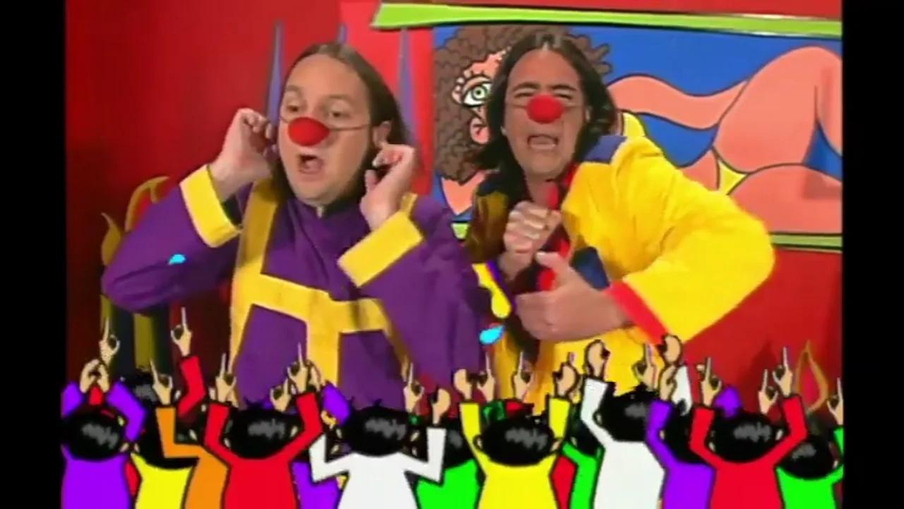 Pataclaun 2 10 de 35 - Maldita vecindad (Tony cantante)