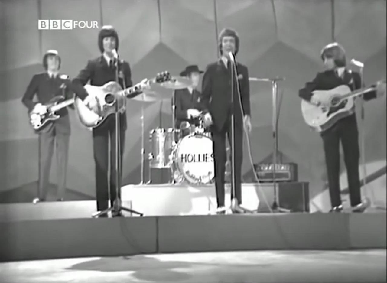 The Hollies - Carry Ann (1967)