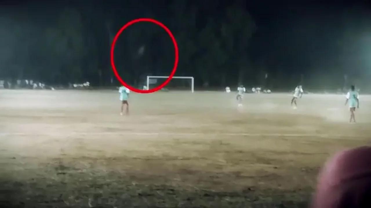 OMG! This Is The Scariest Ghost Video Ever Seen | Top Ghost Videos ...