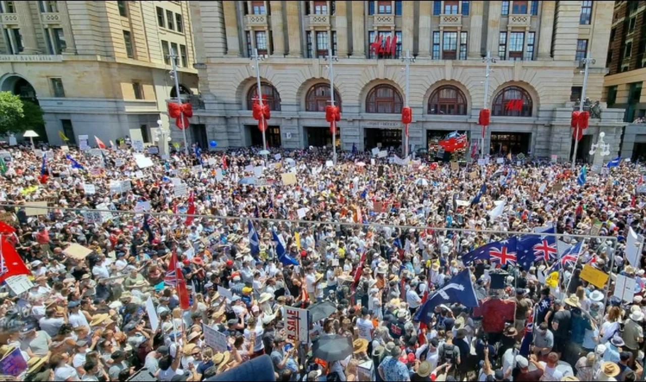 MASSIVE CROWDS. WELL DONE AUSTRALIA KEEP GOING WE WILL WIN