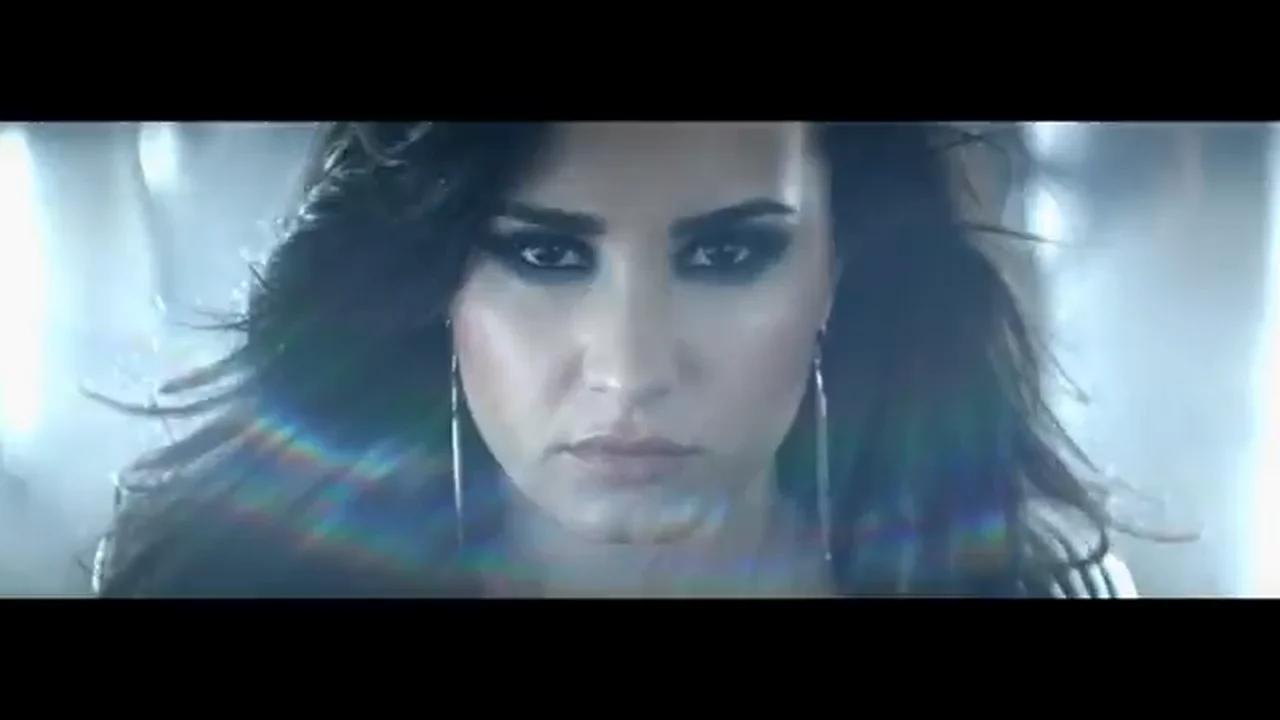 Demi Lovato - Heart Attack (2013)
