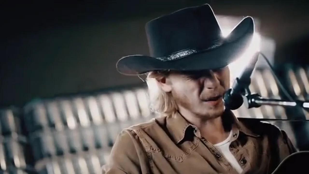 COLTER WALL - Kate McCannon [LIVE, ACOUSTIC, WESTERN COUNTRY]