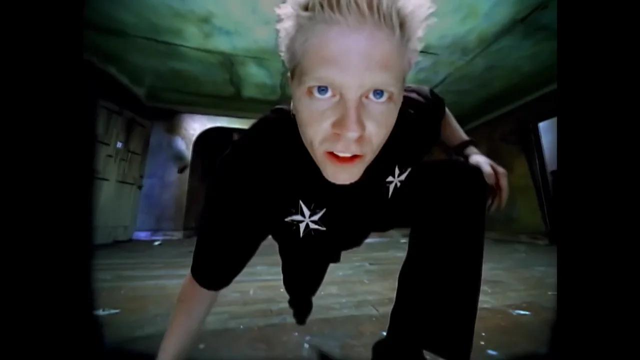 The Offspring - The Kids Arent Alright (1998)