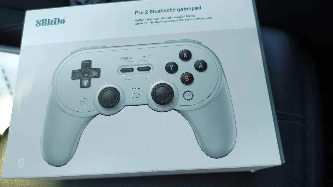 8Bitdo Pro 2 Bluetooth Controller (Gray Edition) Box Opening