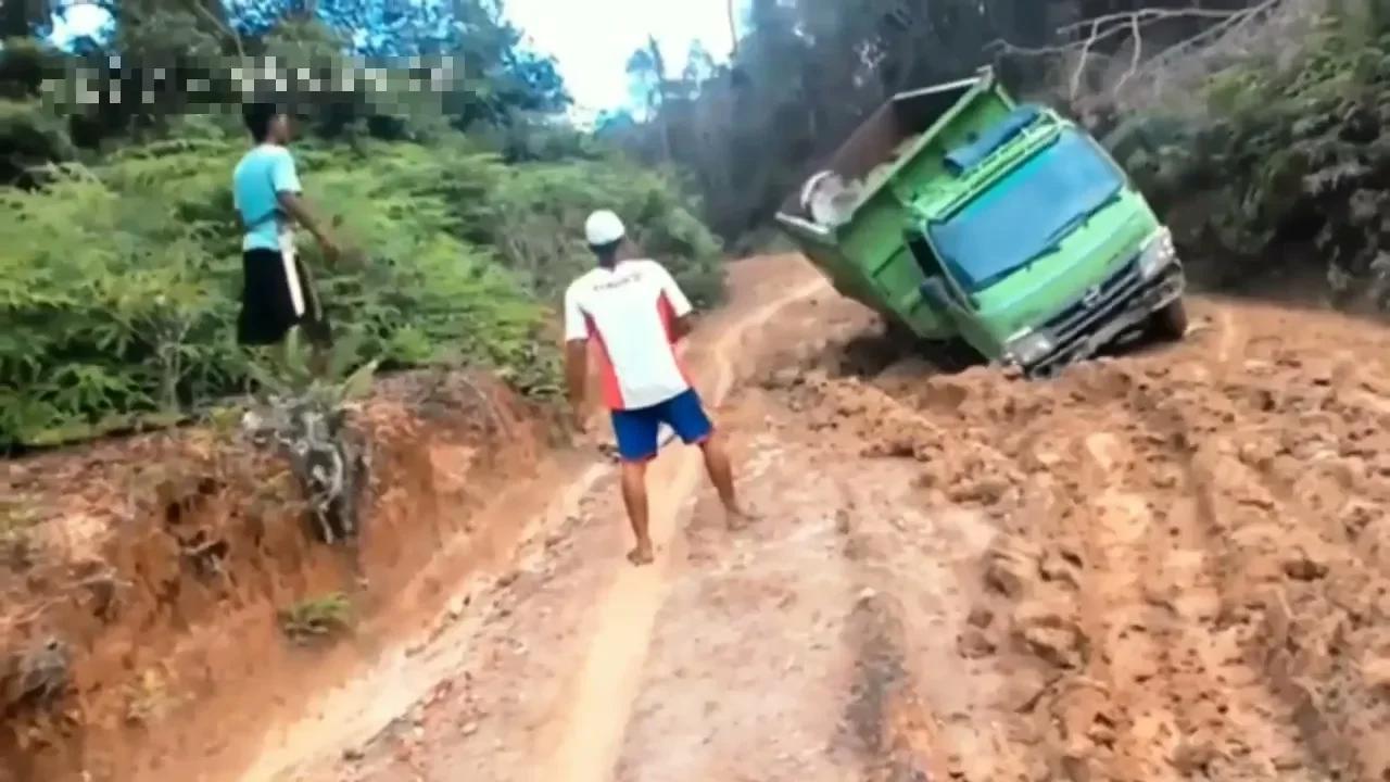 Top 10 Extreme Dangerous Excavator & Bulldozer | Heavy Equipment ...