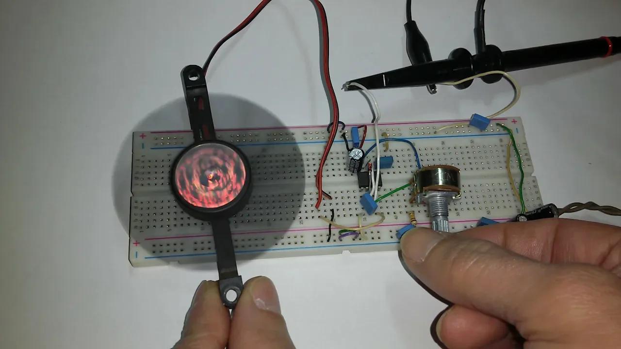 Two Wires 5V Fan PWM Speed Control Circuit with 555 Timer IC
