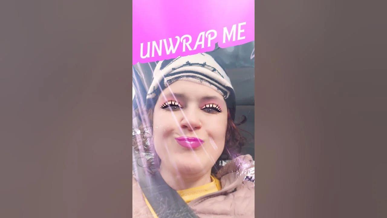 Snapping Cracking Bubble Gum ASMR Barbie In The Box Filter #bubblegum