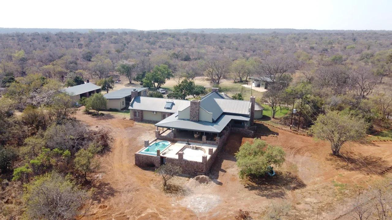 750 Hectares Inner Farm Naboomspruit FIVE HOUSES