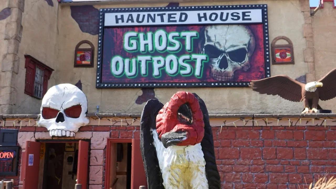 Wisconsin Dells Ghost Outpost Spooky 2021 Tour