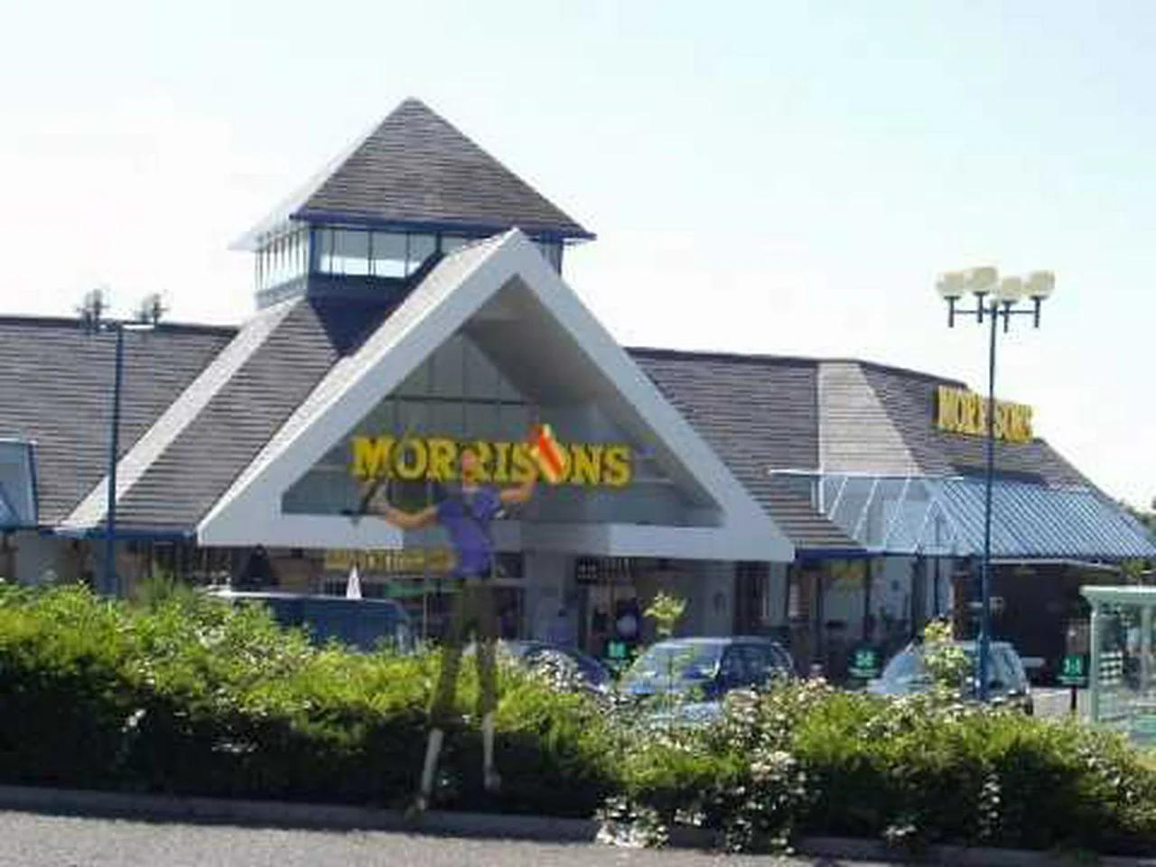 Scout Goes To The Supermarket (Morrisons)