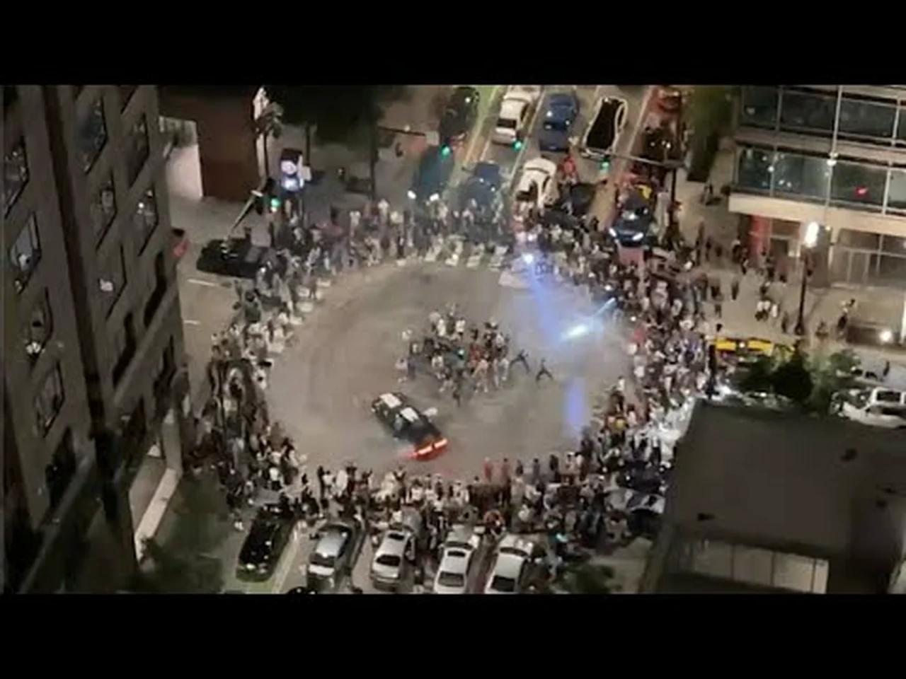 Chicago car "sideshow" at Monroe and Clinton streets July 17, 2022