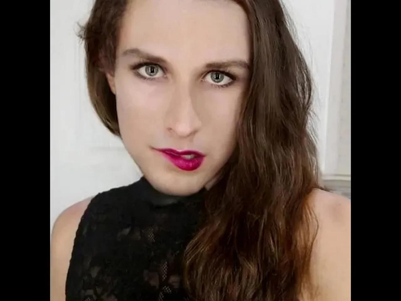 Trans Beauty Portrait - Special Shemales Travestis Tgirls Crossdresser ...