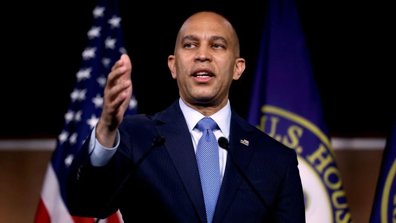 LIVE: House Democratic Leader Jeffries Holds Weekly Press Conference