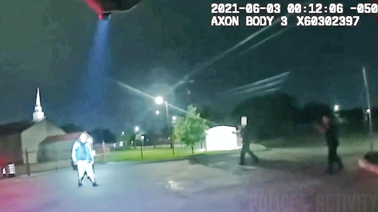 San Antonio Police Shoot Suspect As He Charges Toward Officers With Knife