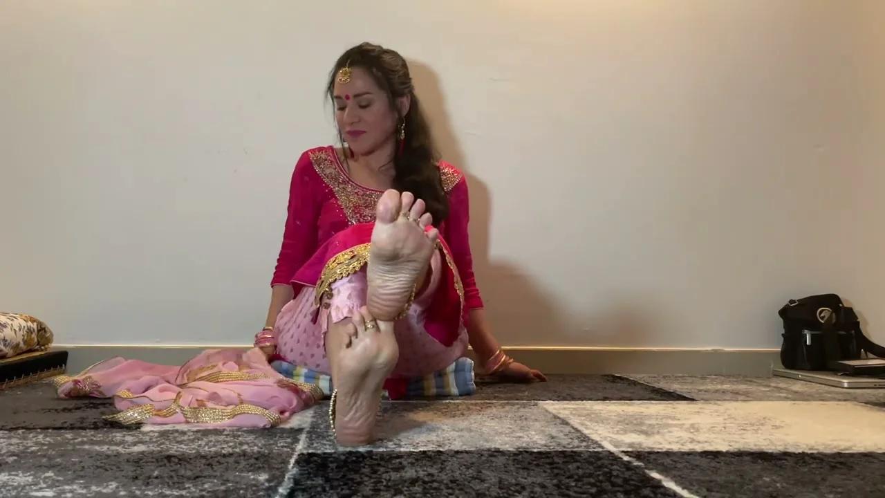 Indian Dress Enjoy Countdown feet JOI punjabi Suit PayPal for Donation ...