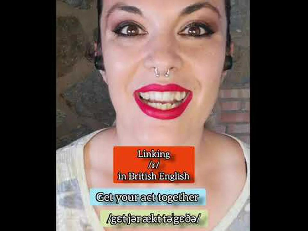 3 examples of linking /r/ in English