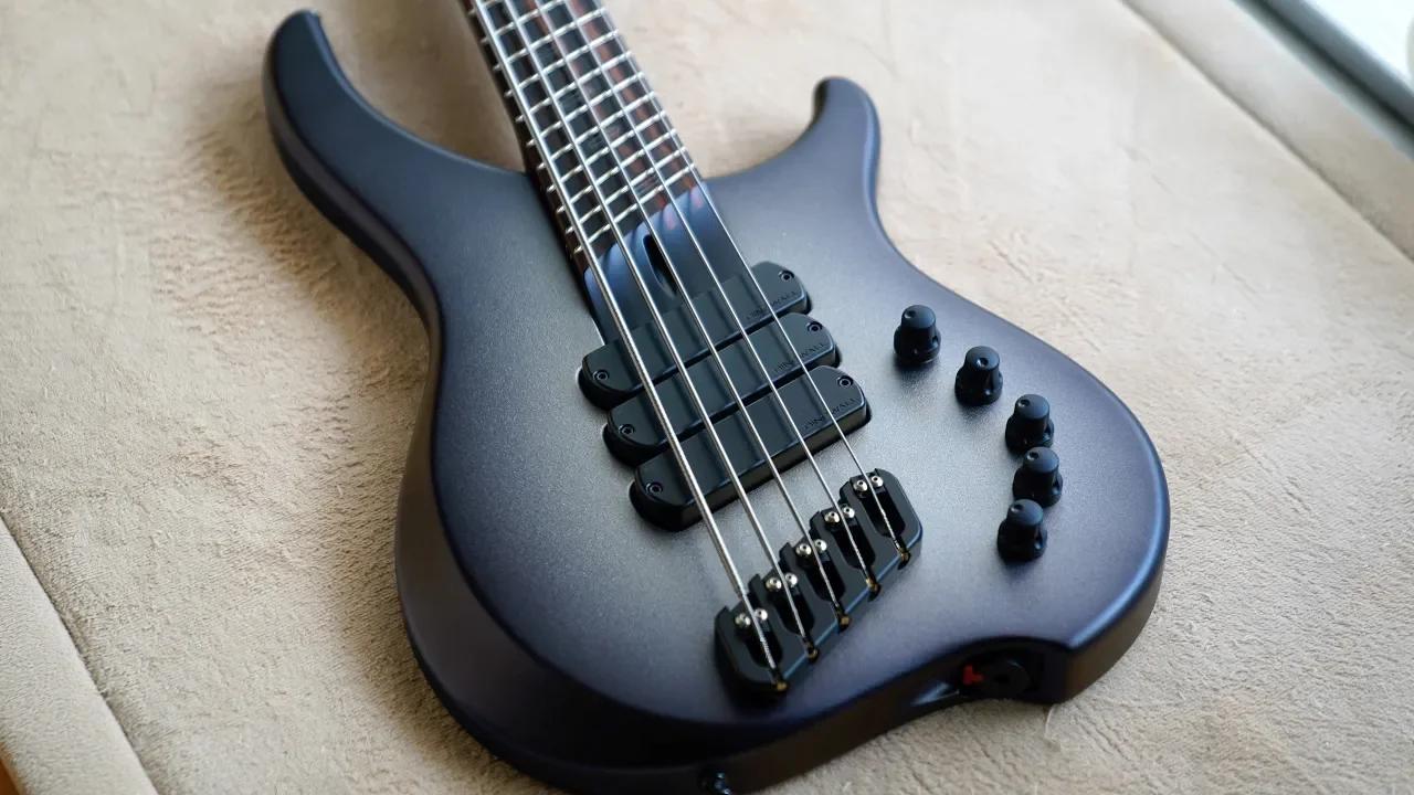 Dingwall Afterburner AB1 5-string bass / 3X Rotary pick DI test (Low F)