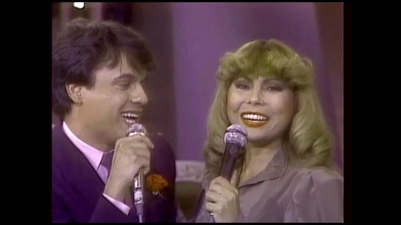 "Te Voy A Olvidar" Lila Morillo con Juan Gabriel (en vivo / 1981)