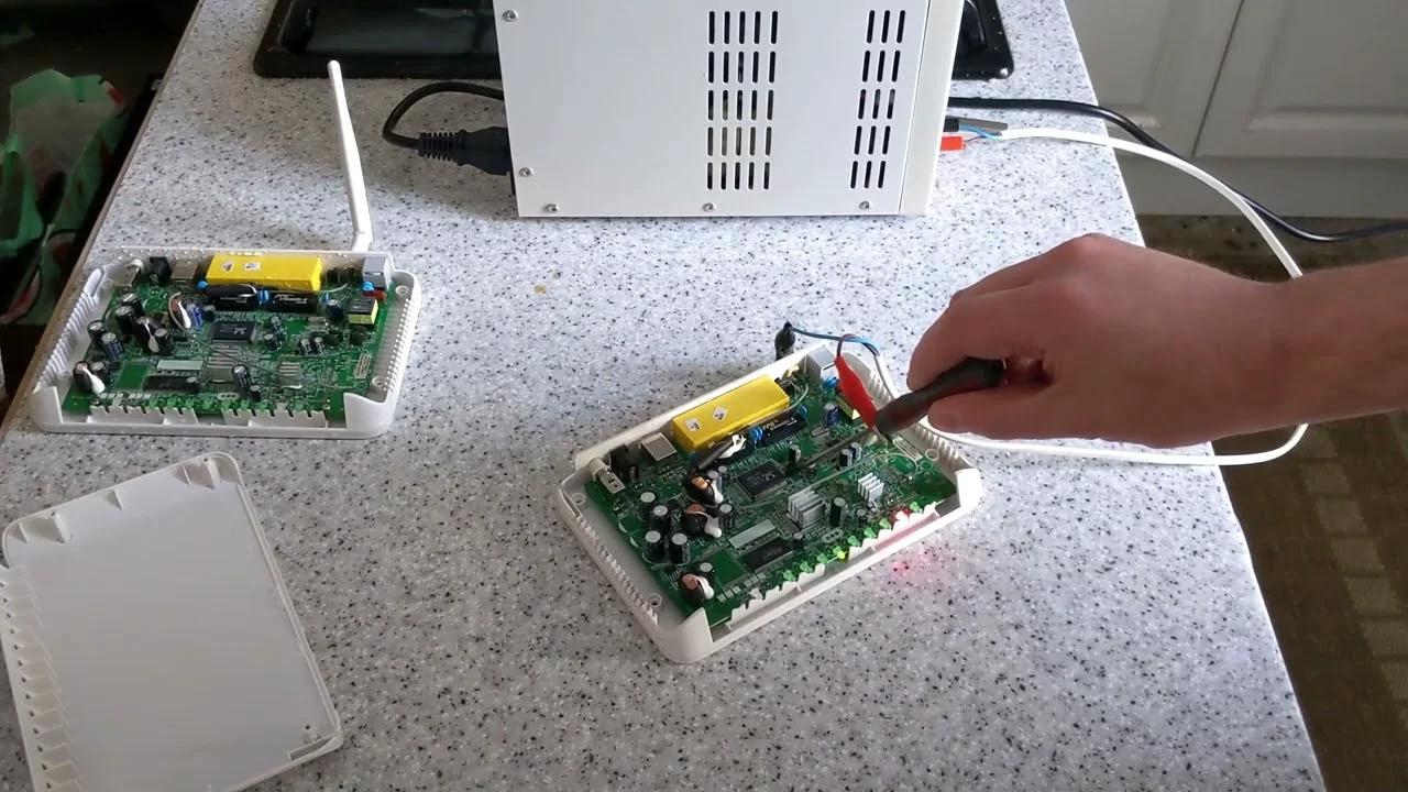 Underwater Wi-Fi - routers go for a swim in water and fizzy drinks