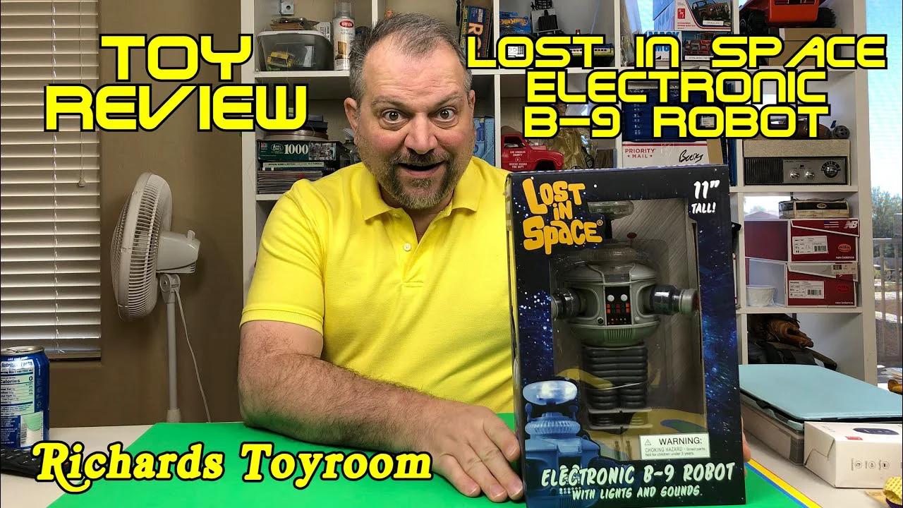 TOY REVIEW: Lost in Space B 9 Robot With Electronic Sounds and Lights ...