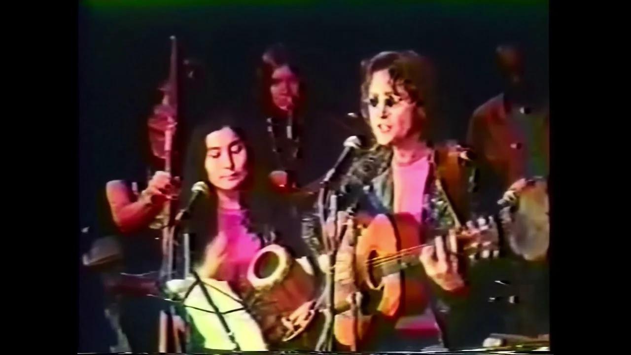 John Lennon & Yoko Ono - John Sinclair Freedom Rally - 12/10/1972 ...