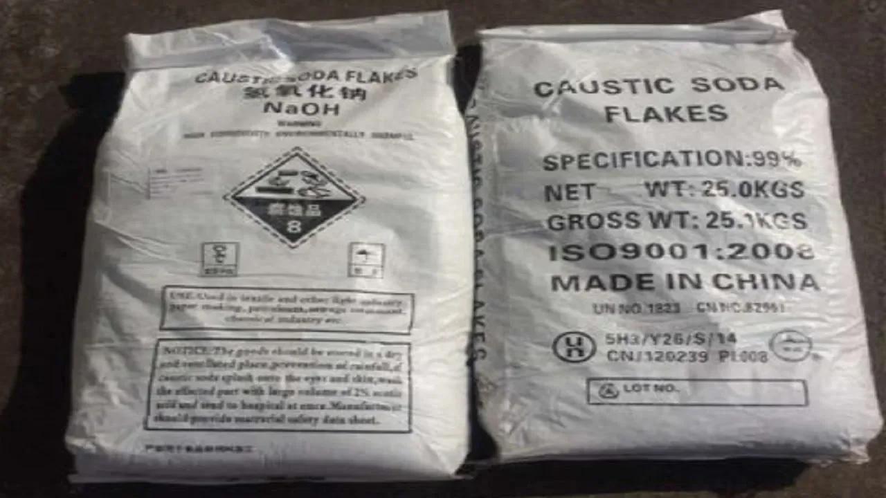 Definición y origen de CÁUSTICO - La Voz Silenciosa