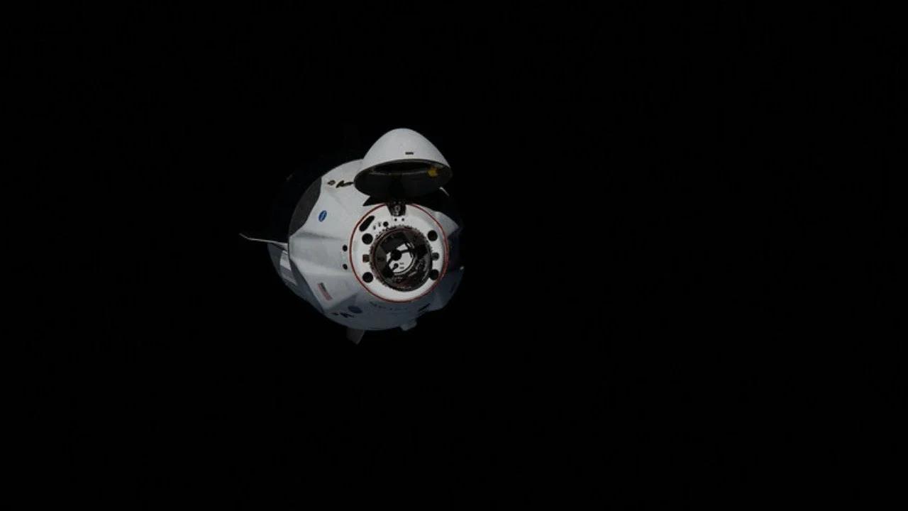 Watch NASA's SpaceX Crew-2 Mission Arrive at the International Space ...