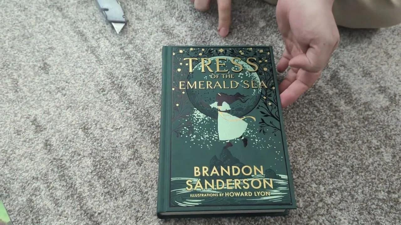 Brandon Sanderson's TRESS of The EMERALD SEA opening