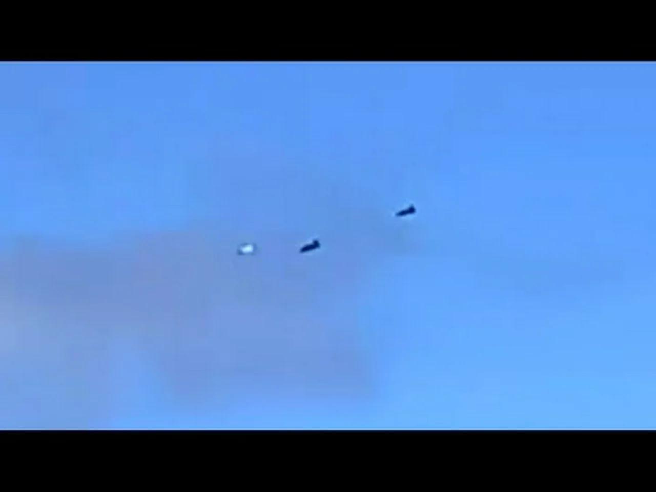 Tic-Tac UFO Chased By Two Fighter Jets Disappearing Into Clouds over ...