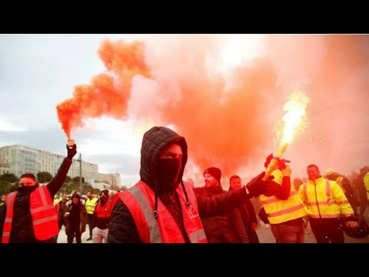 Massive union strike shuts down transportation across France! wbn324