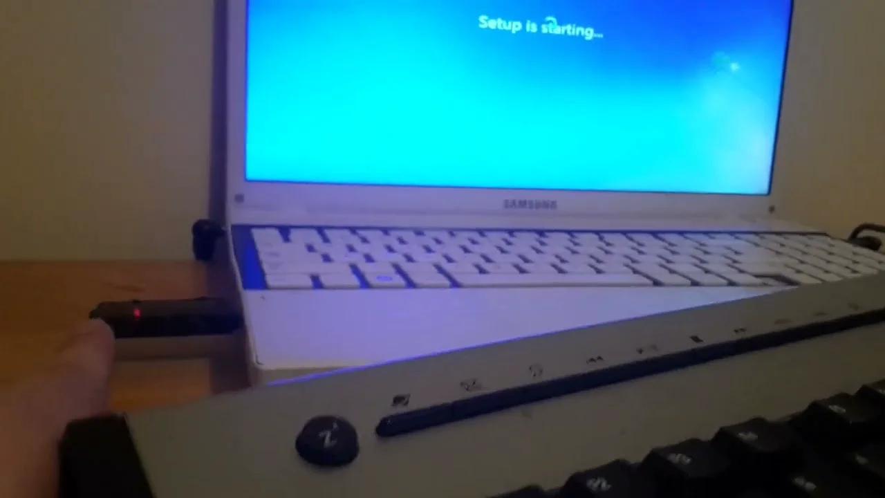 Finally installing Windows 7 on my PC!!!! (linux sucks)