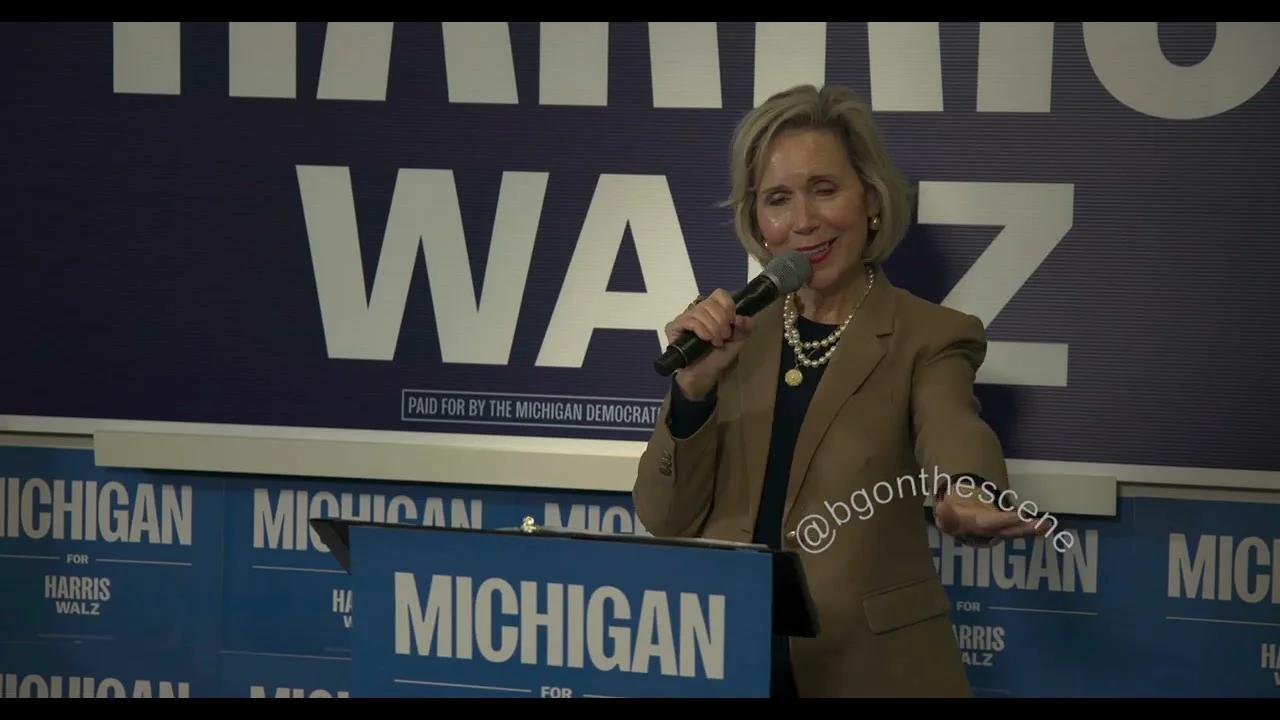 Gwen Walz, Wife of Minnesota Gov. Tim Walz, Speaks at Field Office in ...